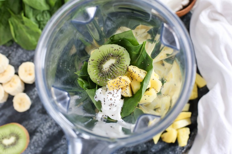 Easy Green Smoothie - The District Table